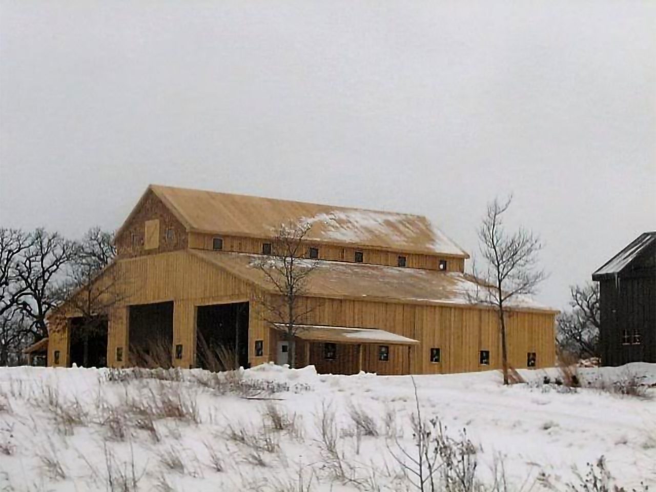 Raised Monitor Barns - JB TIMBER CONCEPTS